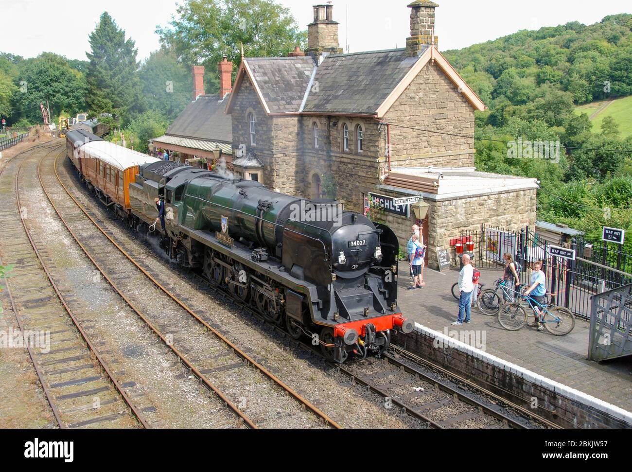 Highley, England - August 2016: Landscape view of a steam locomotive ...