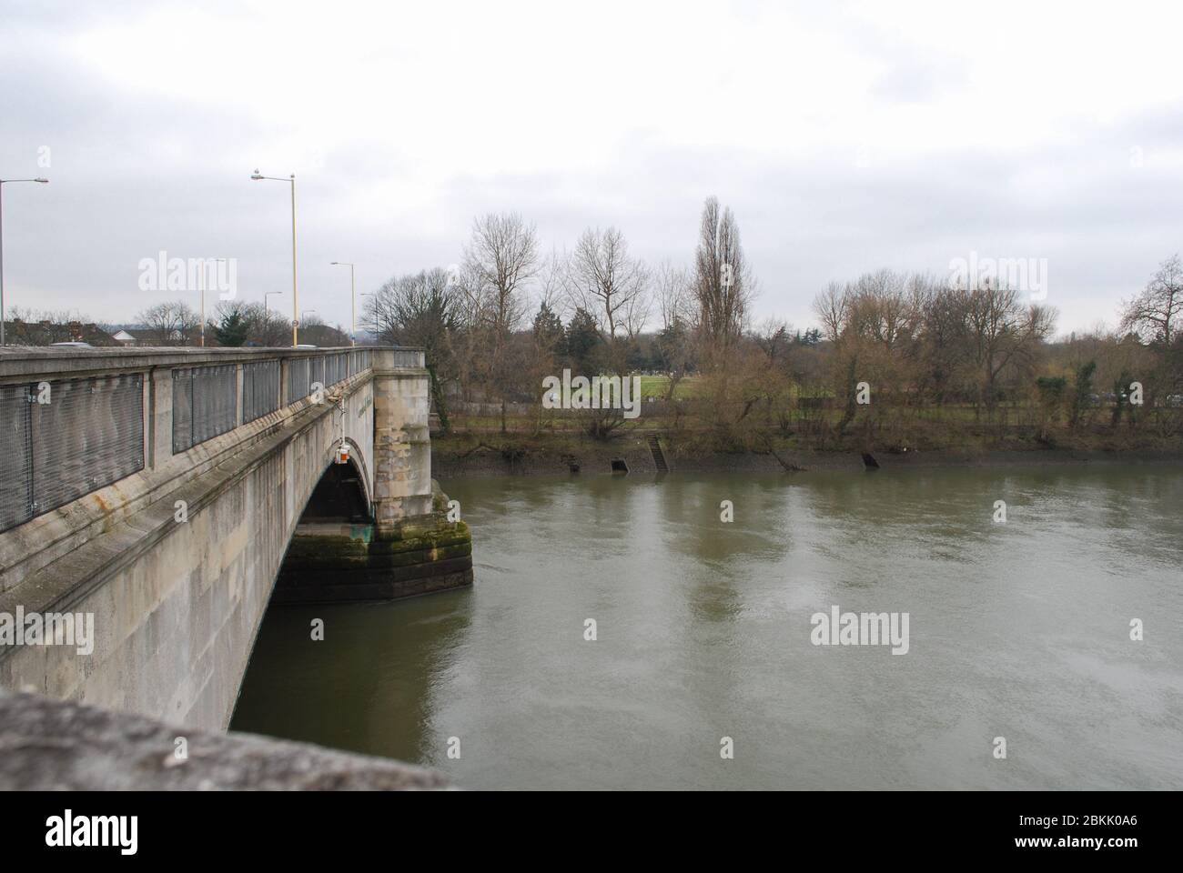 Chiswick Bridge Reinforced Concrete Portland Stone Thames Path ...