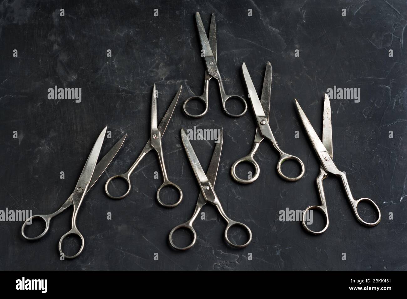 Scissors wide open hi-res stock photography and images - Alamy
