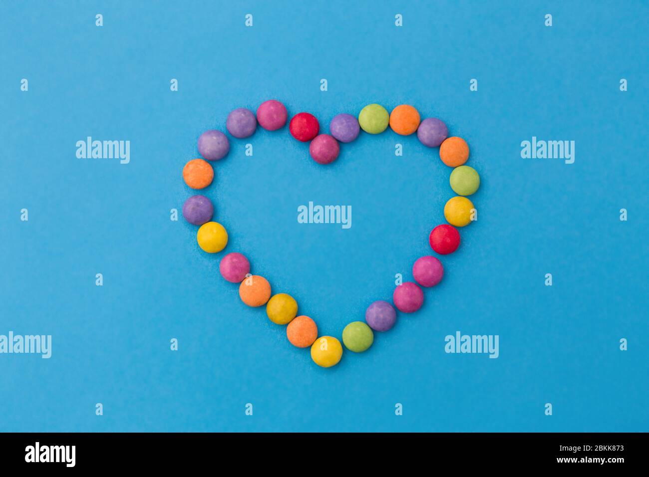Blank candy heart hi-res stock photography and images - Alamy