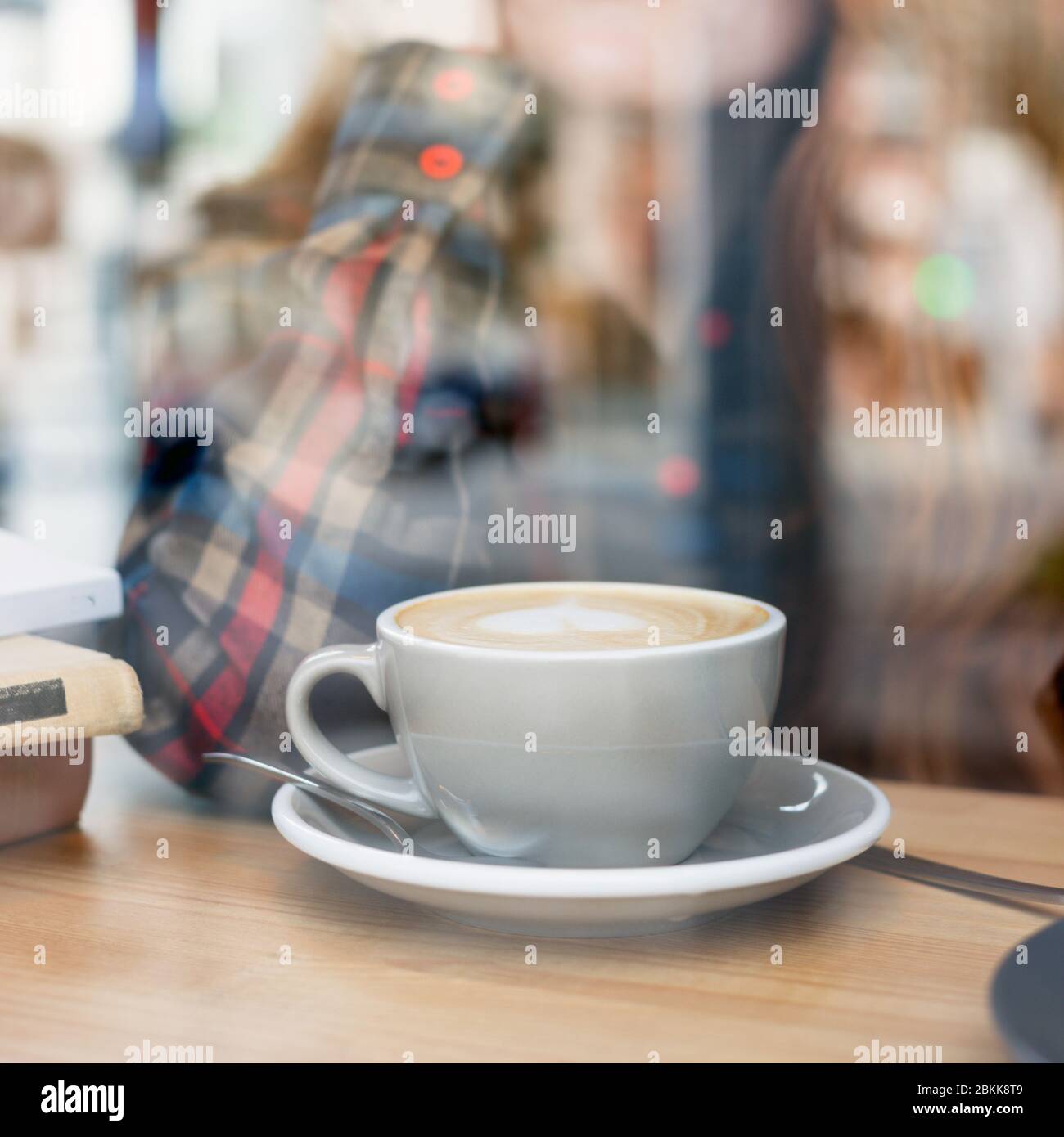 Picture taken through glass hi-res stock photography and images - Alamy