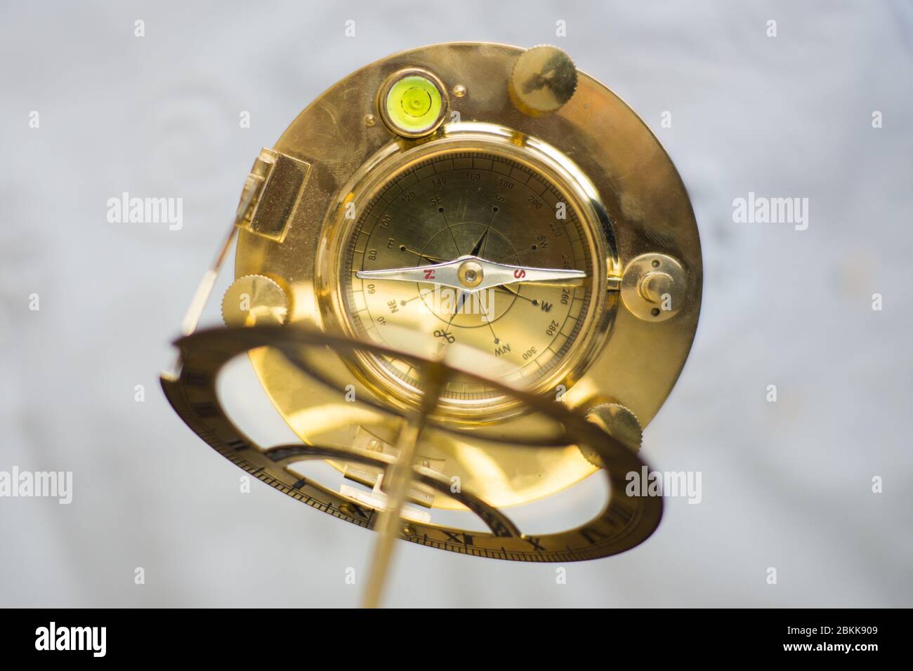 Compass clock hi-res stock photography and images - Alamy