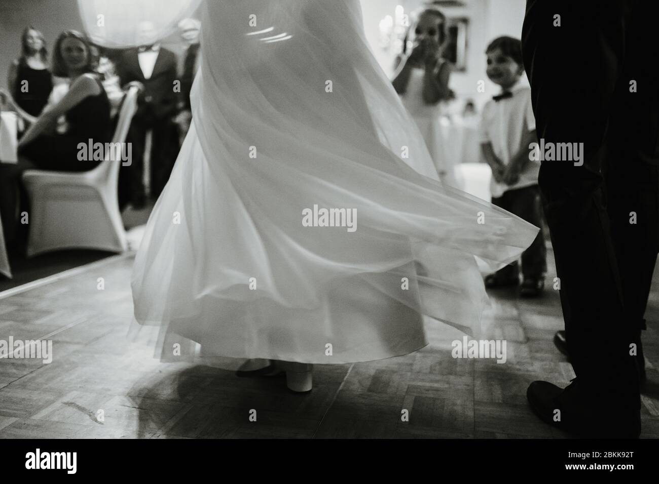 first dance for the bride and the groom Stock Photo - Alamy