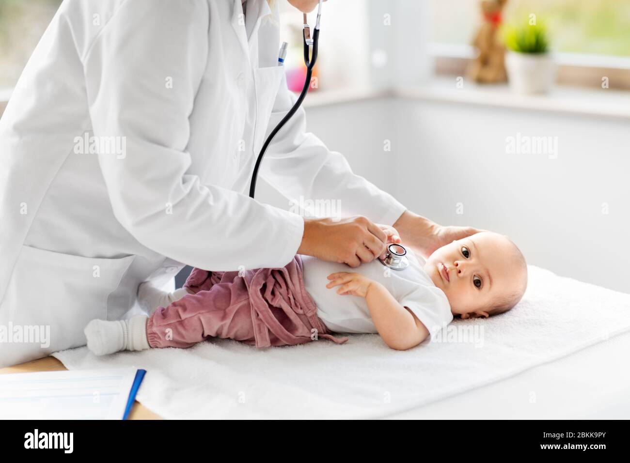 Baby stethoscope hospital hi-res stock photography and images - Alamy