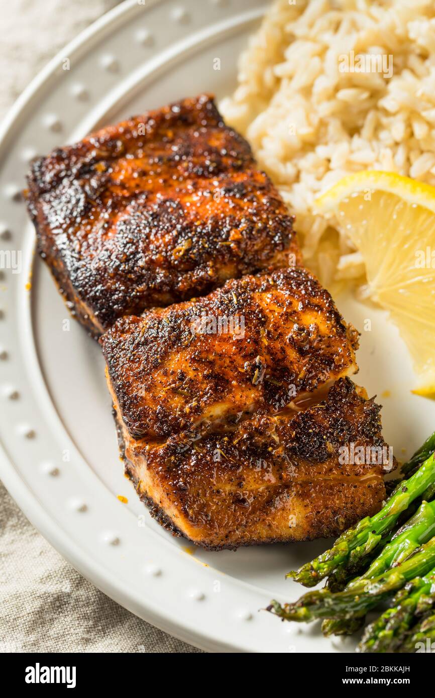 Blackened fish and rice hi-res stock photography and images - Alamy