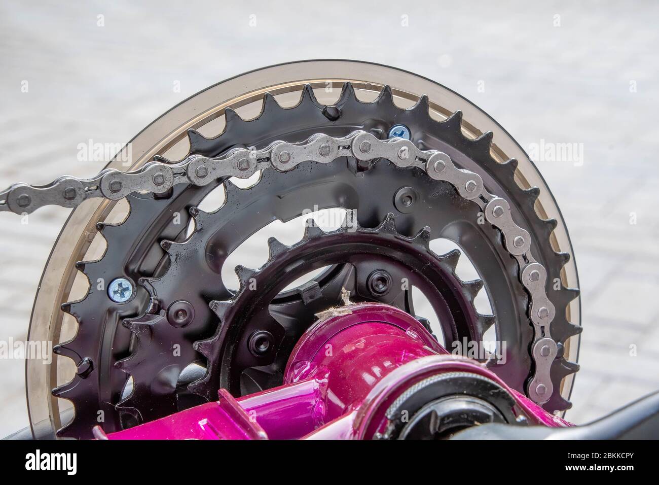 Bicycle chain pedals cog wheel hi-res stock photography and images - Alamy