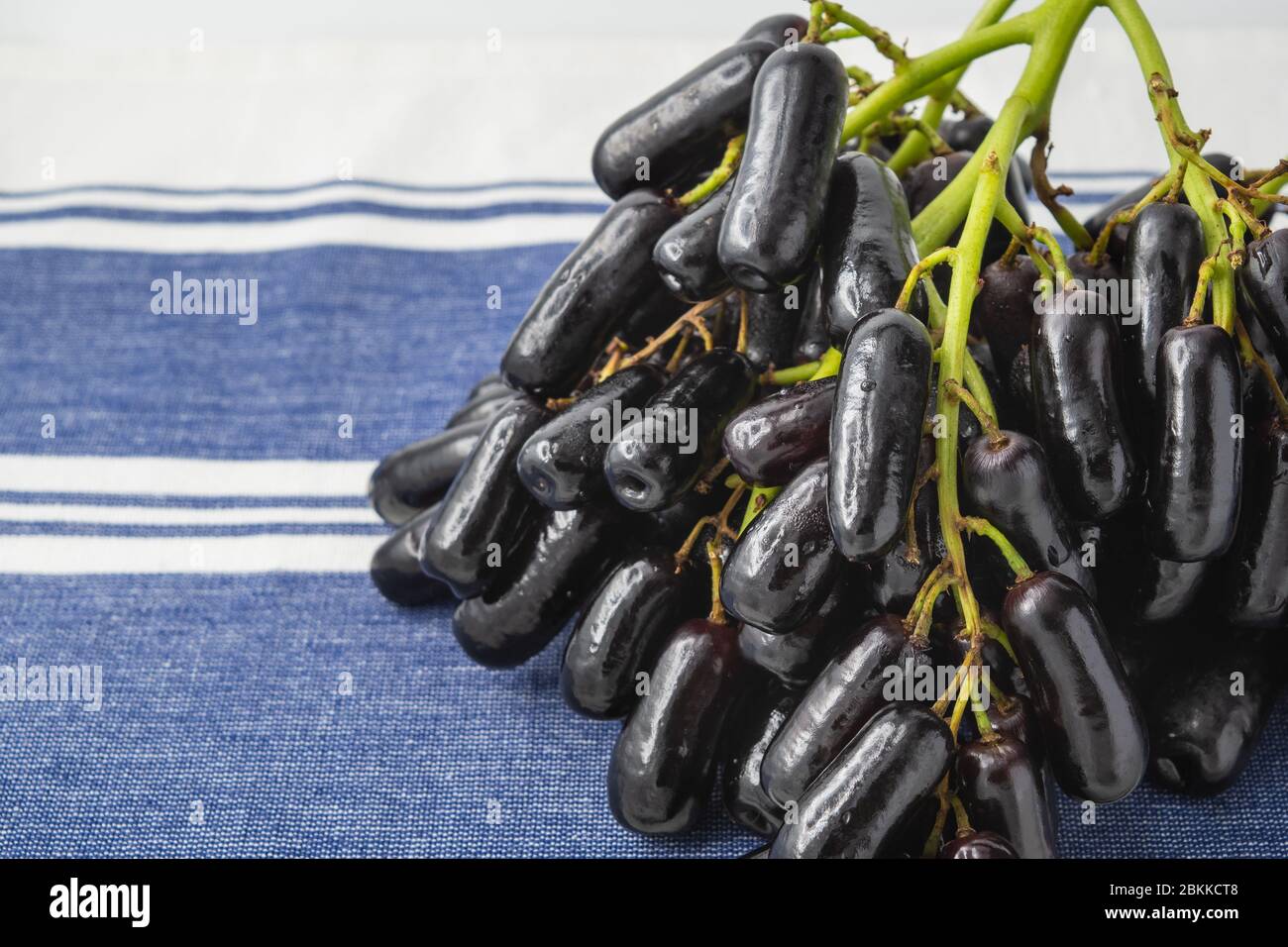 Sweet Saphire Grapes grown in California are a new exciting variety ...