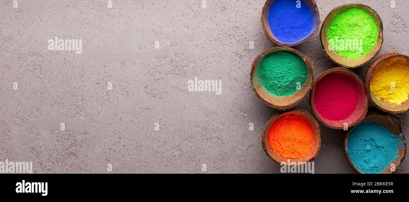 Shell burst hi-res stock photography and images - Alamy