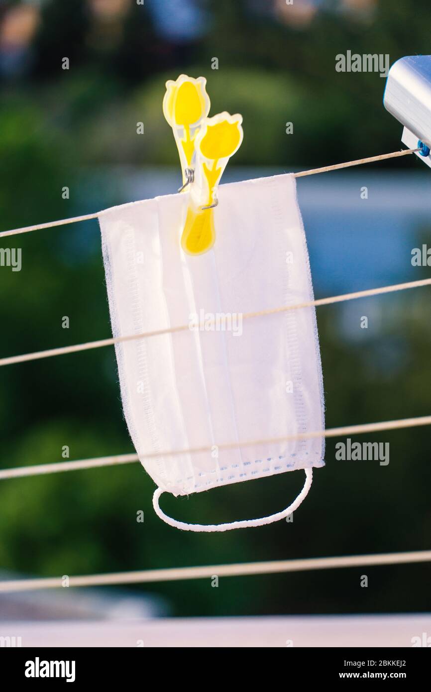 White mask surgical hi-res stock photography and images - Alamy