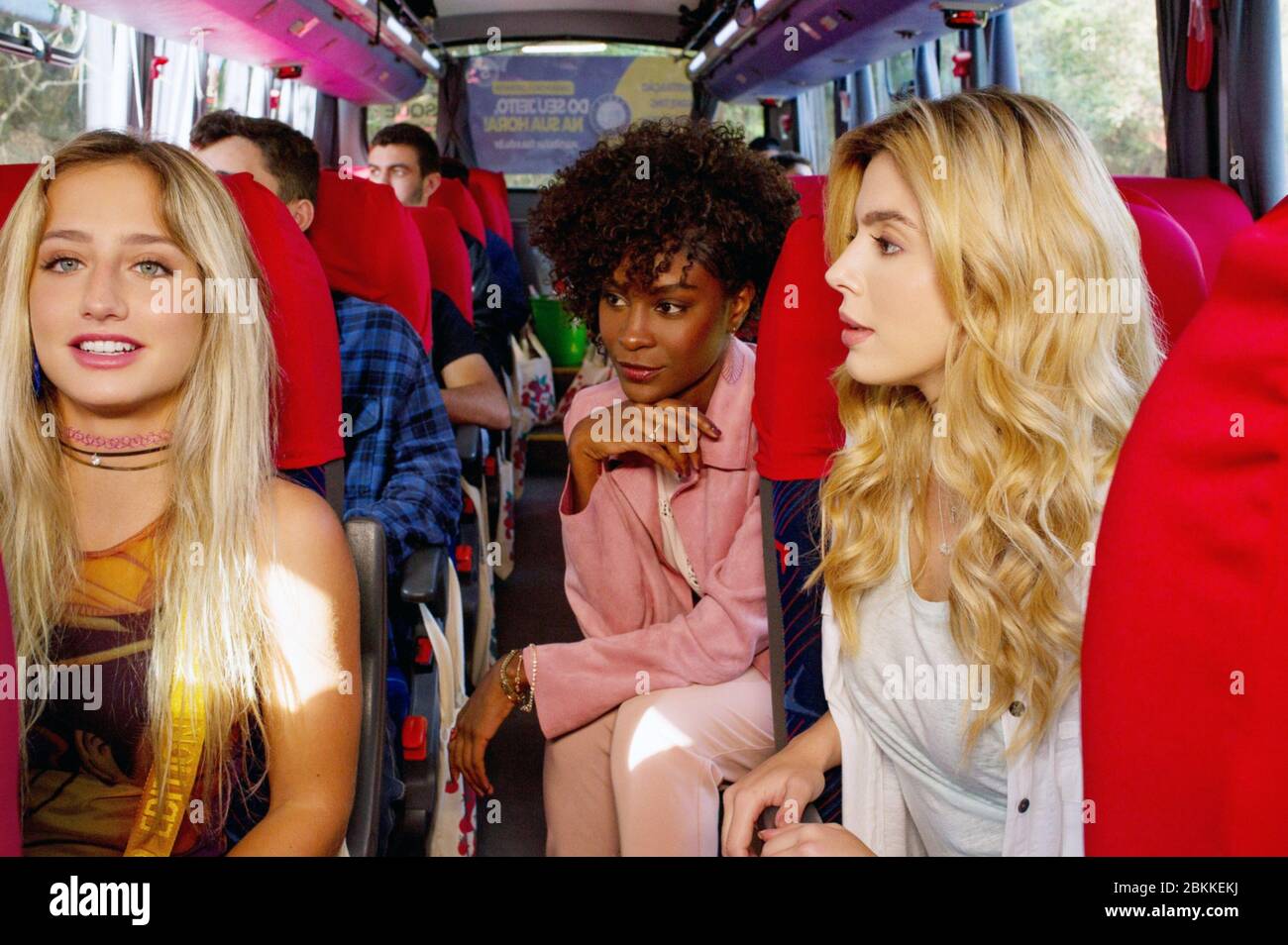 RICH IN LOVE, (aka RICOS DE AMOR), from left: Bruna Griphao, Jeniffer ...
