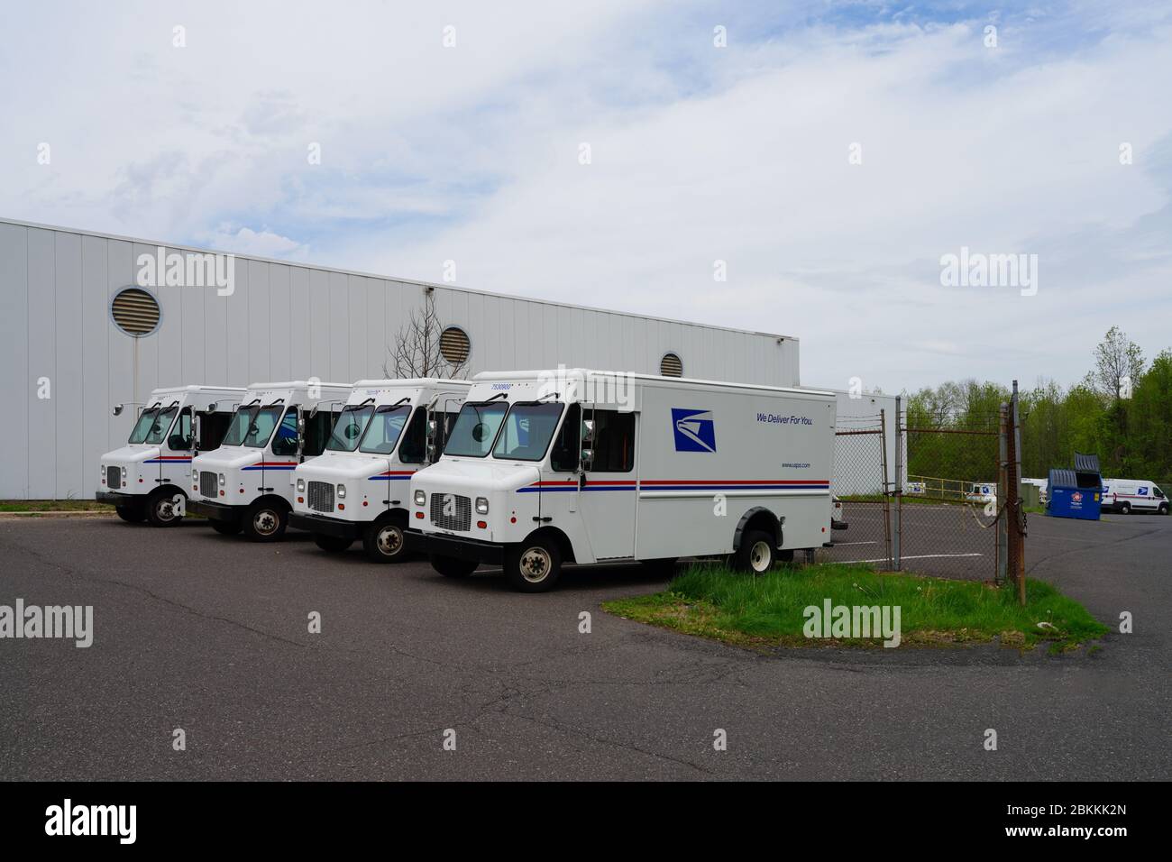 United states postal service trucks hi-res stock photography and images ...