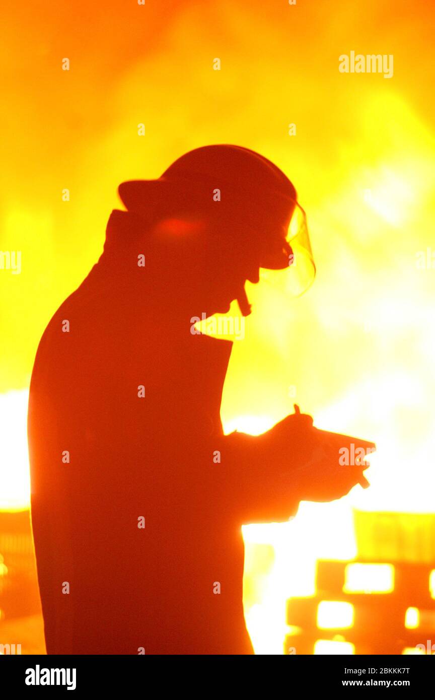 Explosion wave hi-res stock photography and images - Alamy