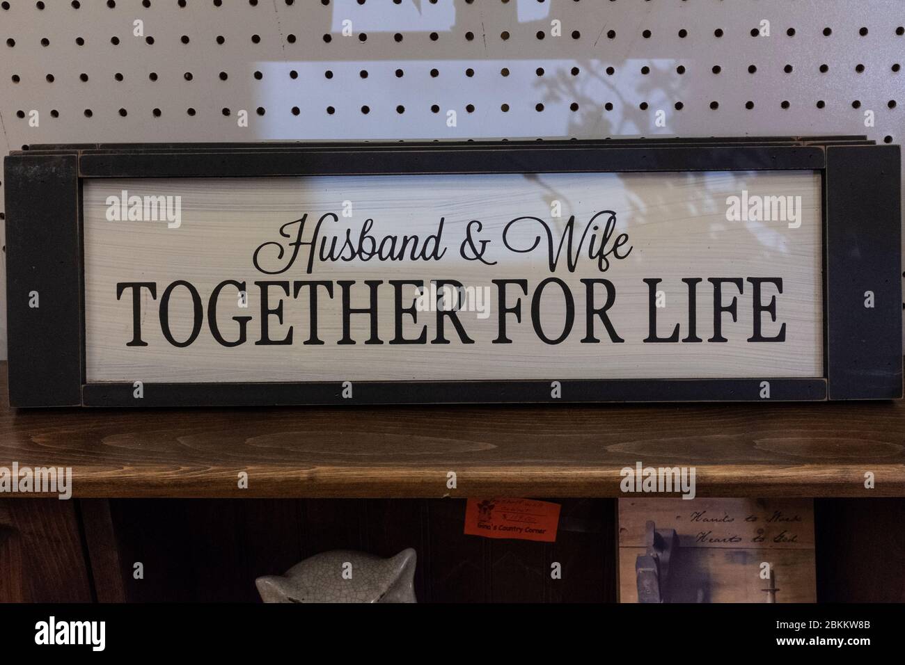 consignment shop goods being sold @ "Mommy & Me" in Honesdale ...