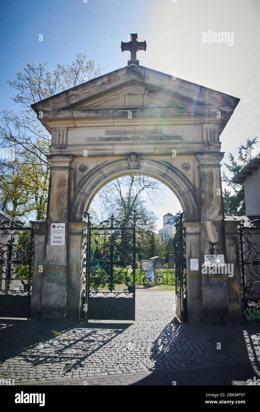 Berlin, Germany. 17th Apr, 2020. "Burial ground of the Jerusalem and ...