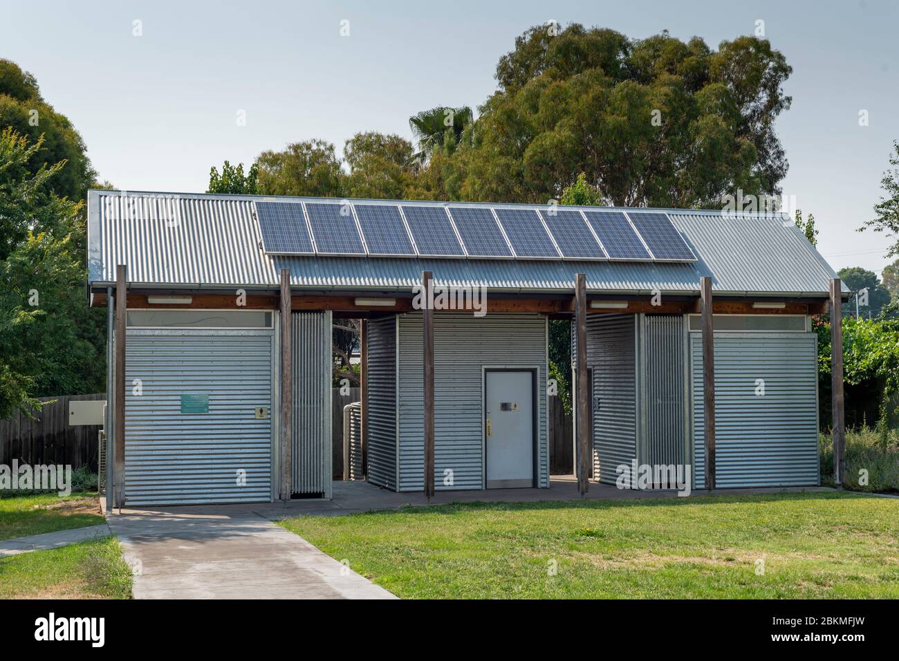 Solar toilet hi-res stock photography and images - Alamy