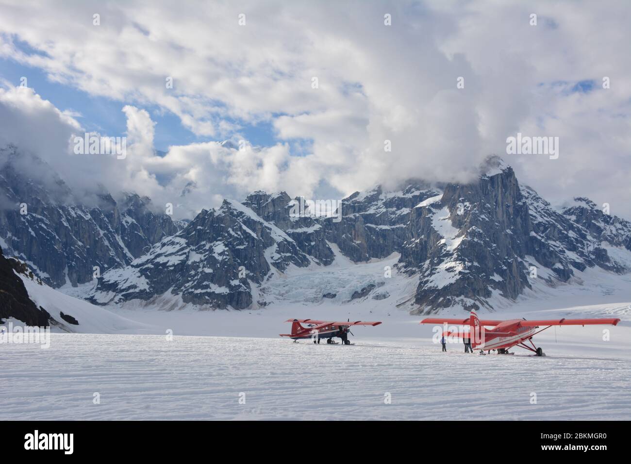 A small plane flightseeing tour operated by Fly Denali lands on the ...