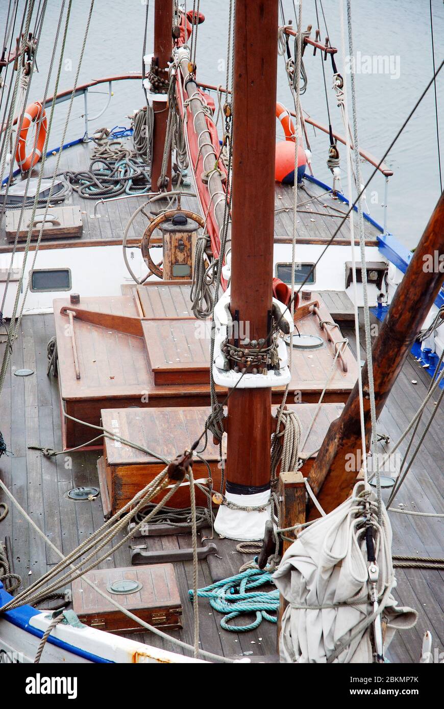 details of an Sailing ship from above Stock Photo - Alamy