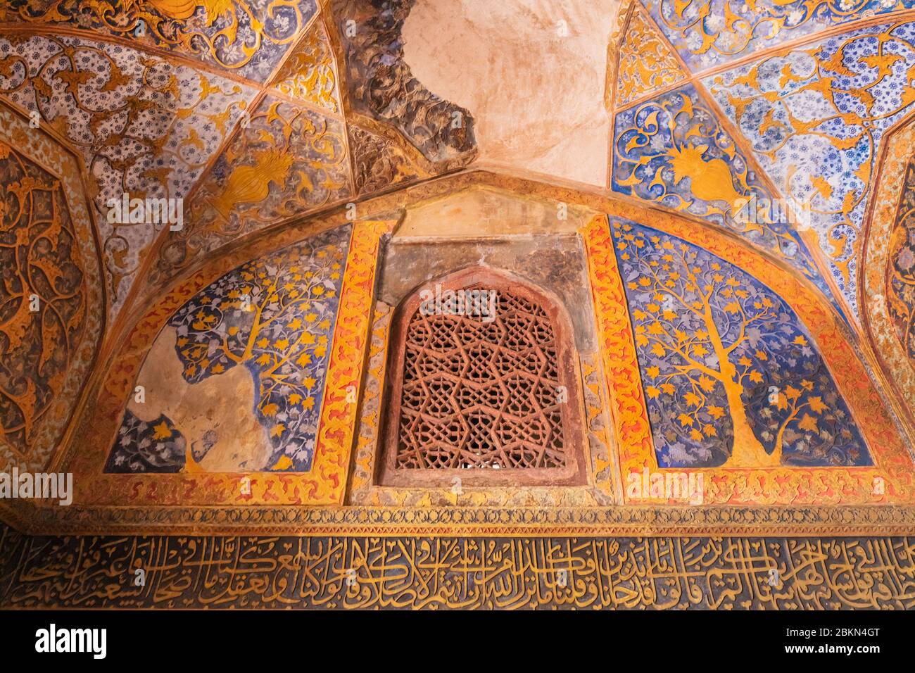 Tomb of akbar interior hi-res stock photography and images - Alamy