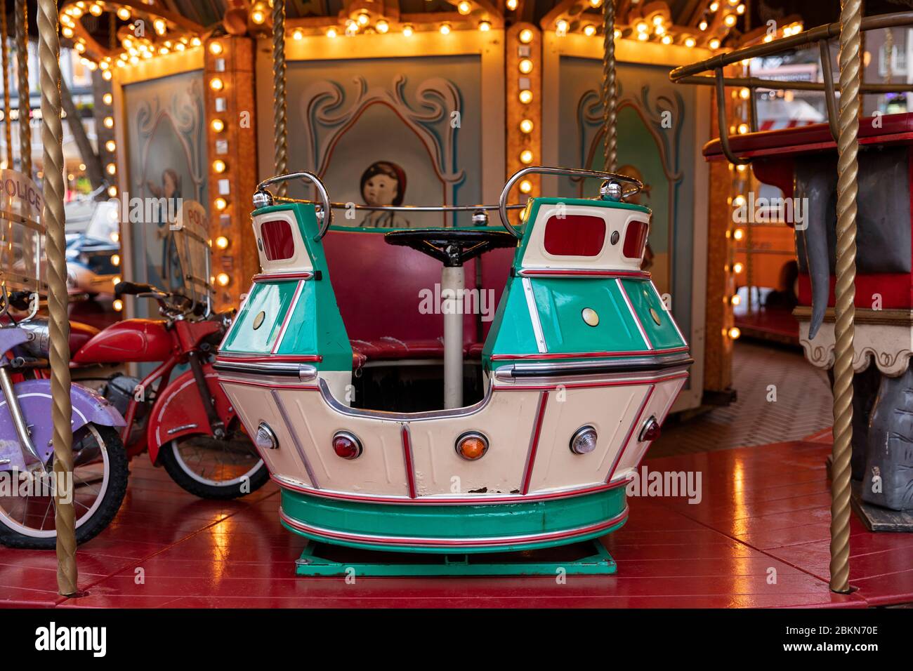 Old fashioned merry go round hi-res stock photography and images - Alamy