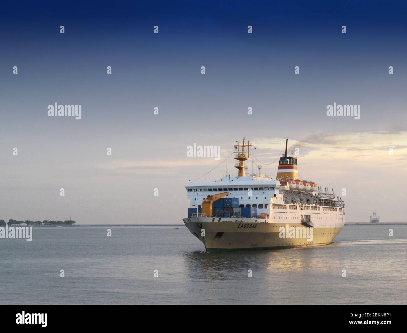 Labobar passenger ship hi-res stock photography and images - Alamy