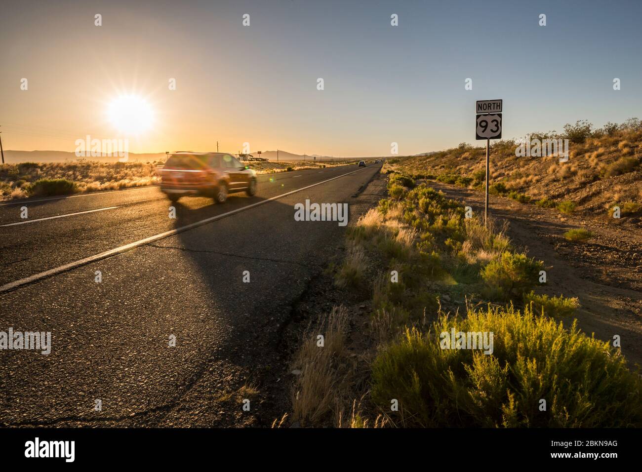 Highway sunset desert hi-res stock photography and images - Alamy