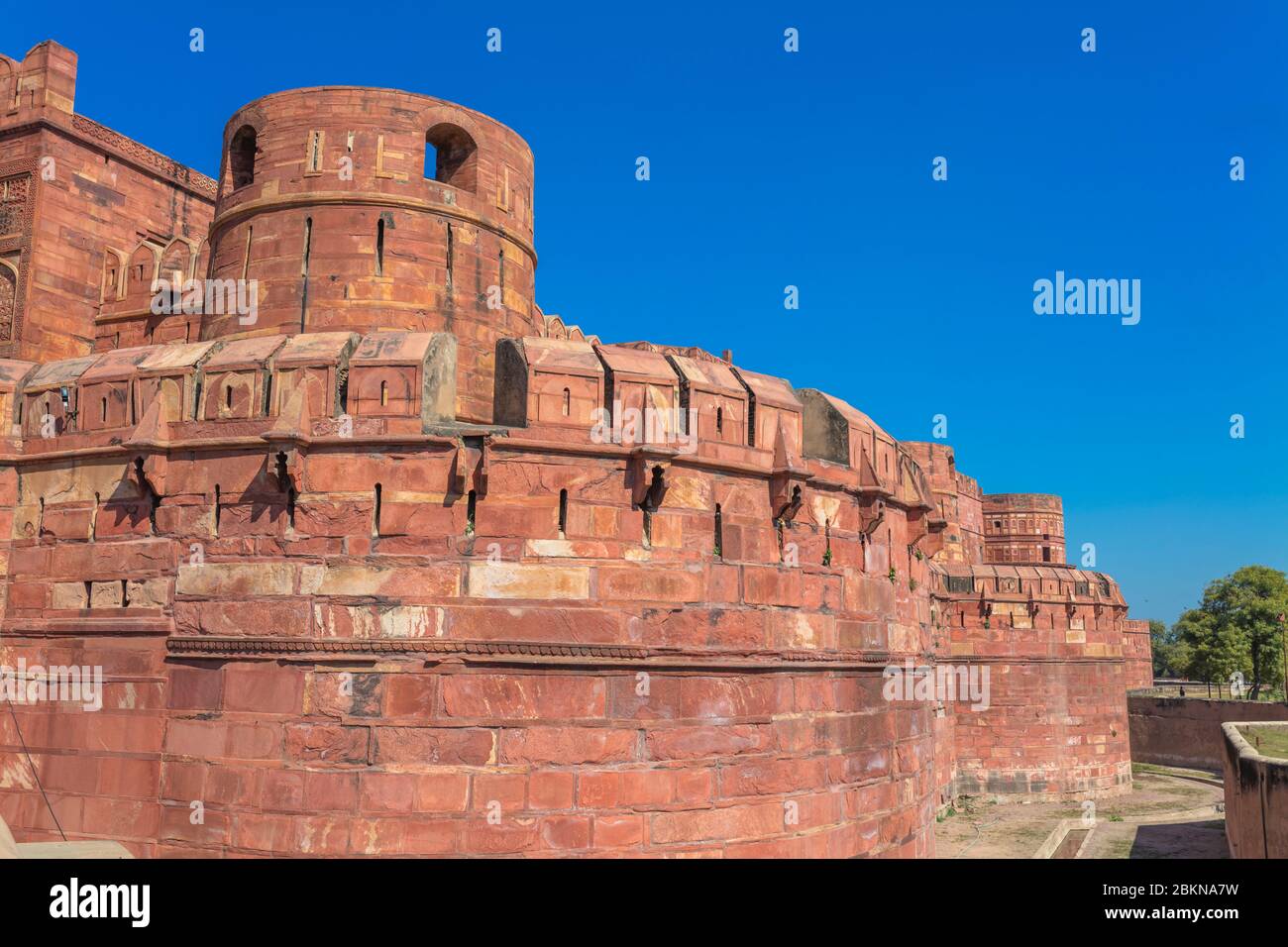 Walls of Agra Fort, Agra, Uttar Pradesh, India Stock Photo - Alamy