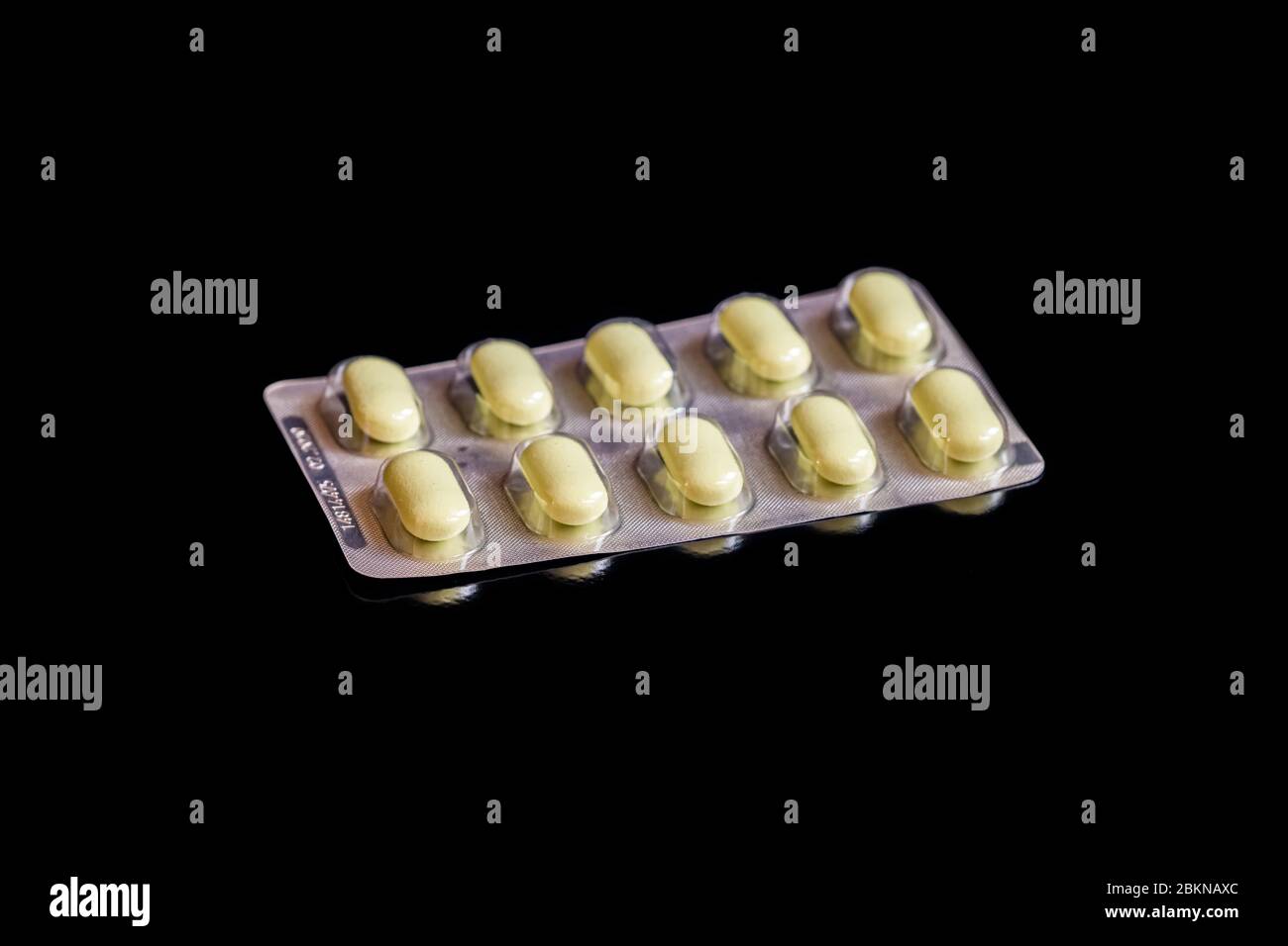 Pharmacy tablet hi-res stock photography and images - Alamy
