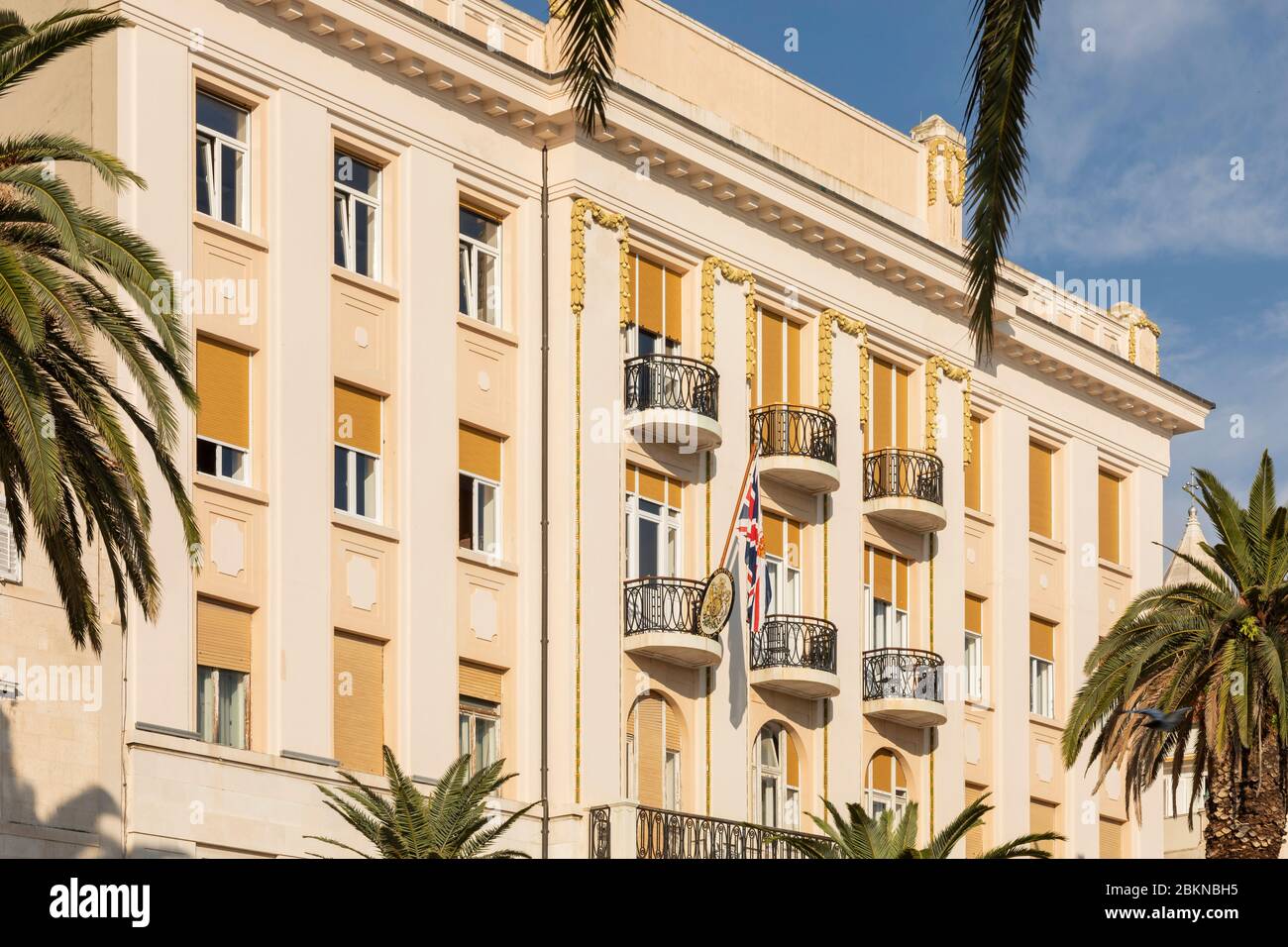 British embassy exterior view building hi-res stock photography and ...