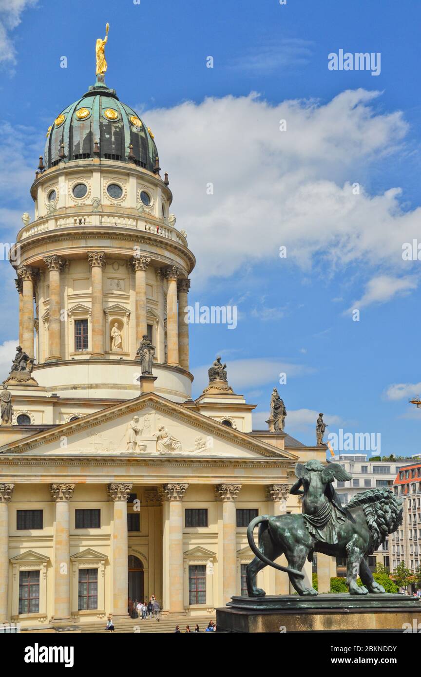 Buildings berlin street facade square hi-res stock photography and ...