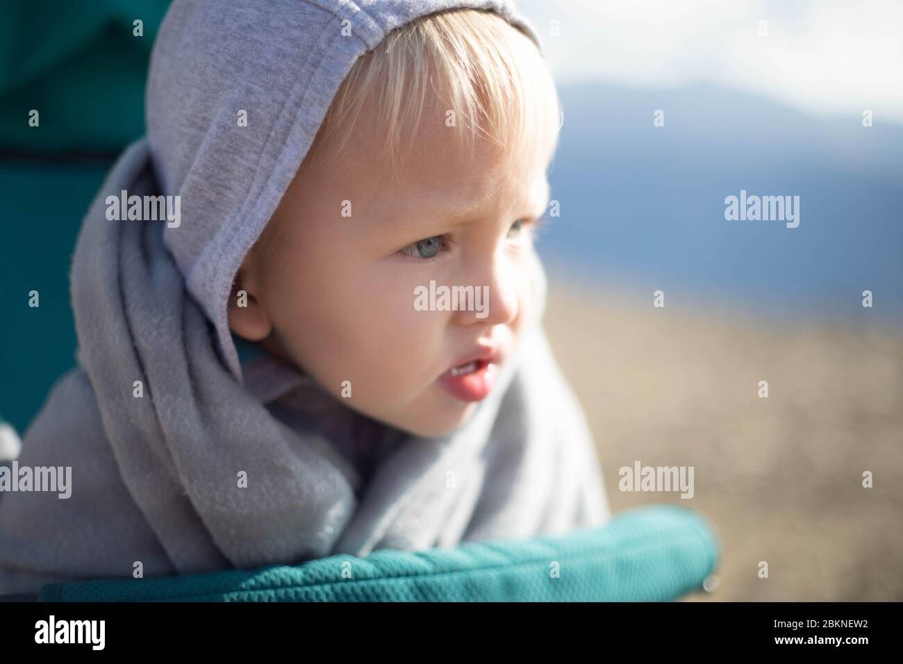 Child sitting chilling hi-res stock photography and images - Alamy
