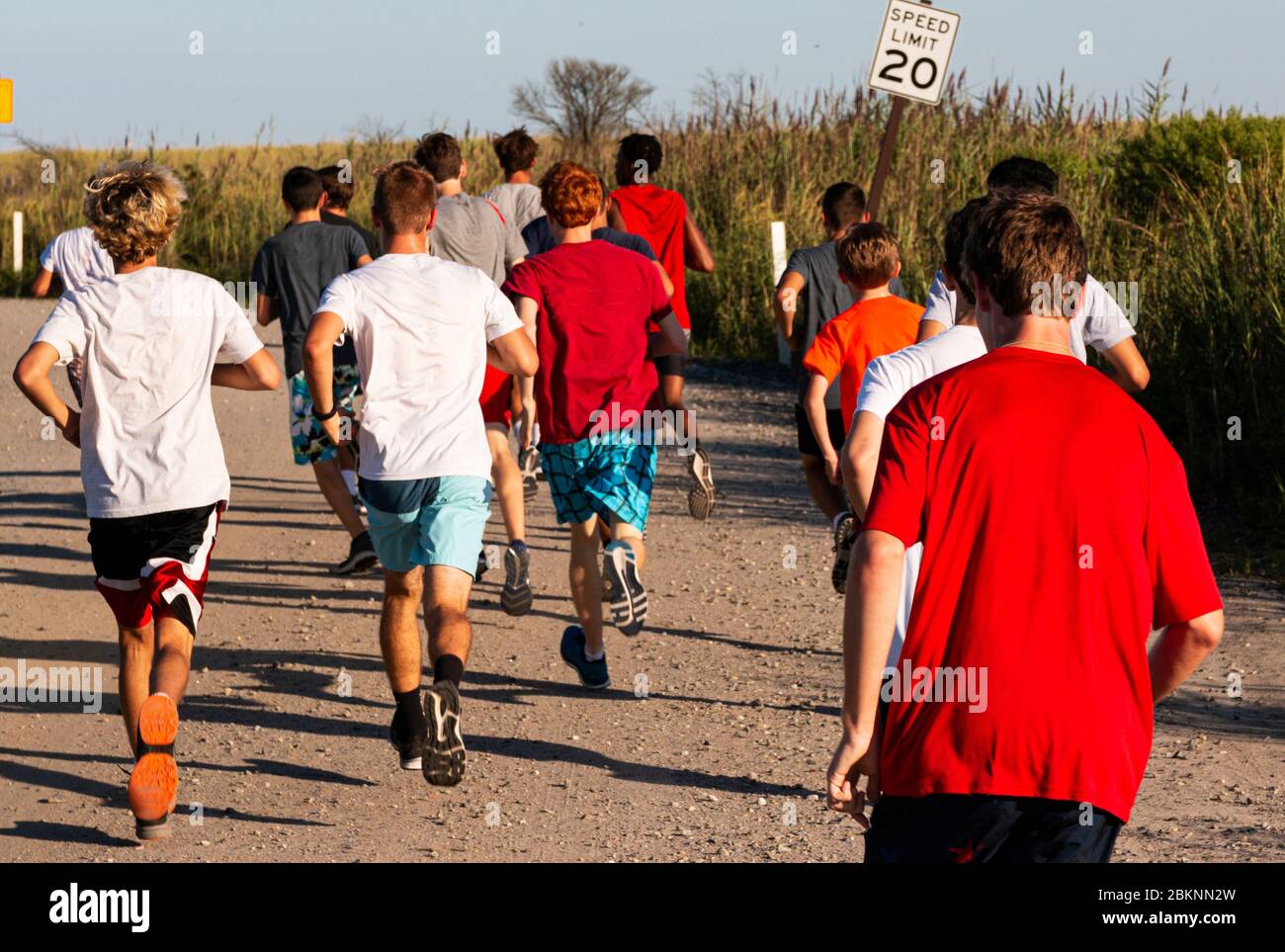 High school road sign hi-res stock photography and images - Alamy