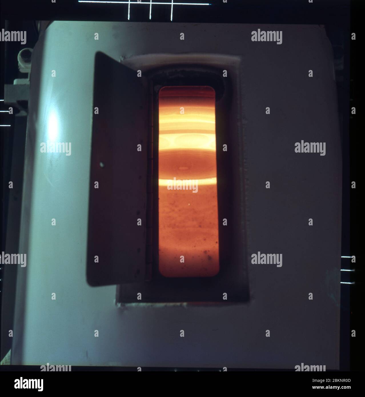 MAKING COMPUTER CHIPS Stock Photo - Alamy