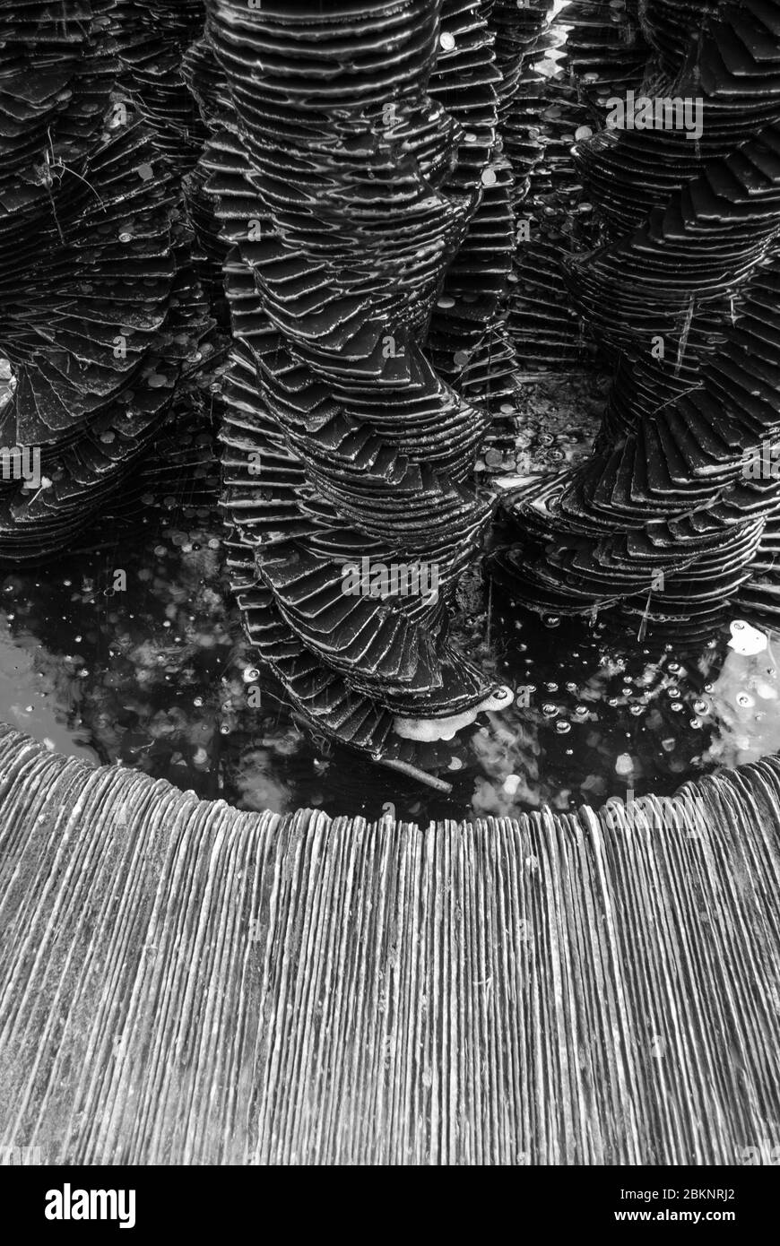 Seven Slate Towers Cut Slate Spiral Water Fountain Royal Botanic ...