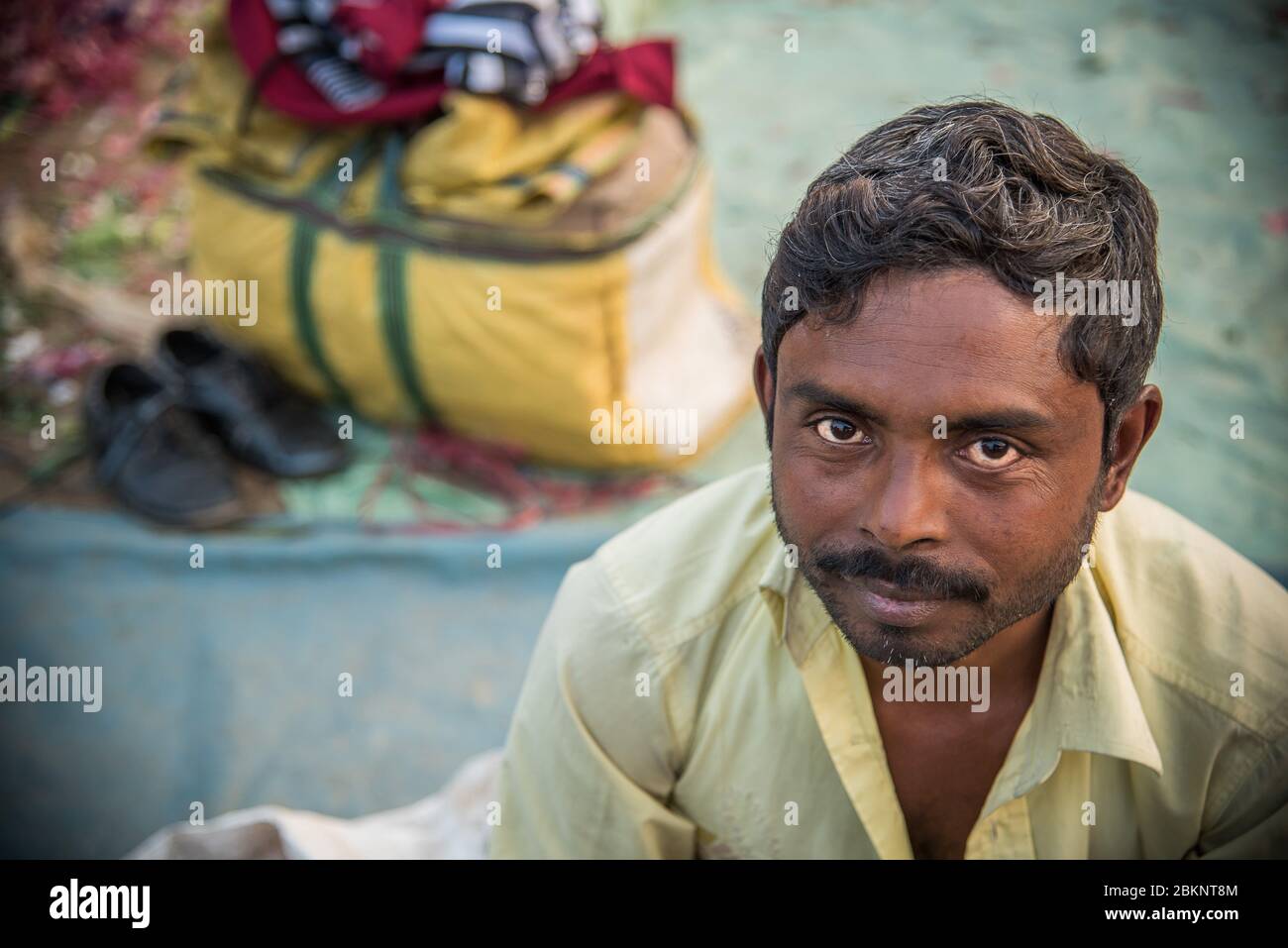 Earning a living india hi-res stock photography and images - Alamy