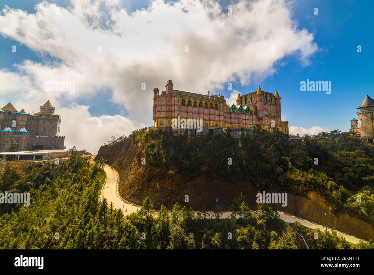 Da Nang, Vietnam - 16January 2020: Cable car to Ba Na Hills Mountain ...