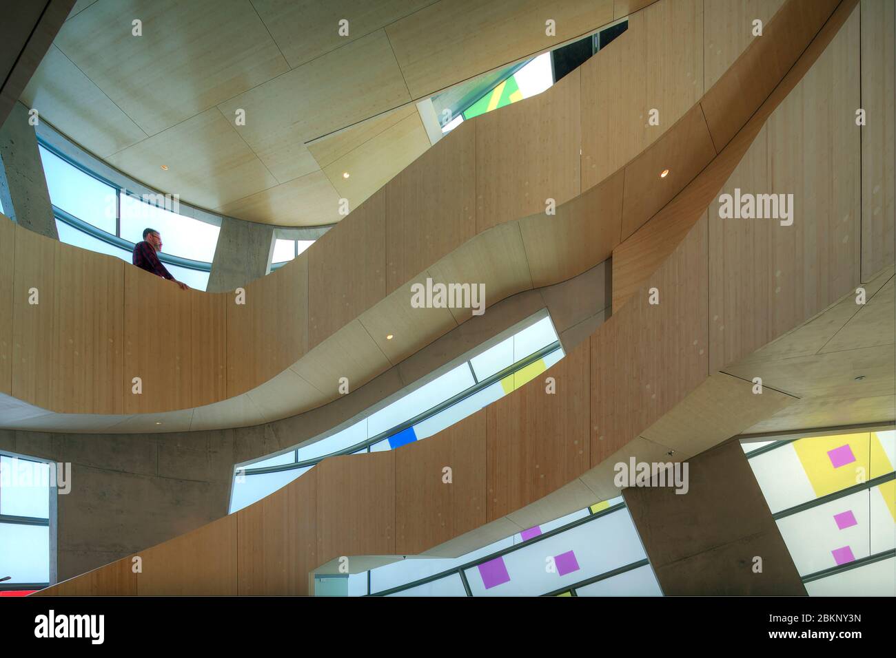 Staircase & atrium, curved glass facade. Maggies Centre, St ...