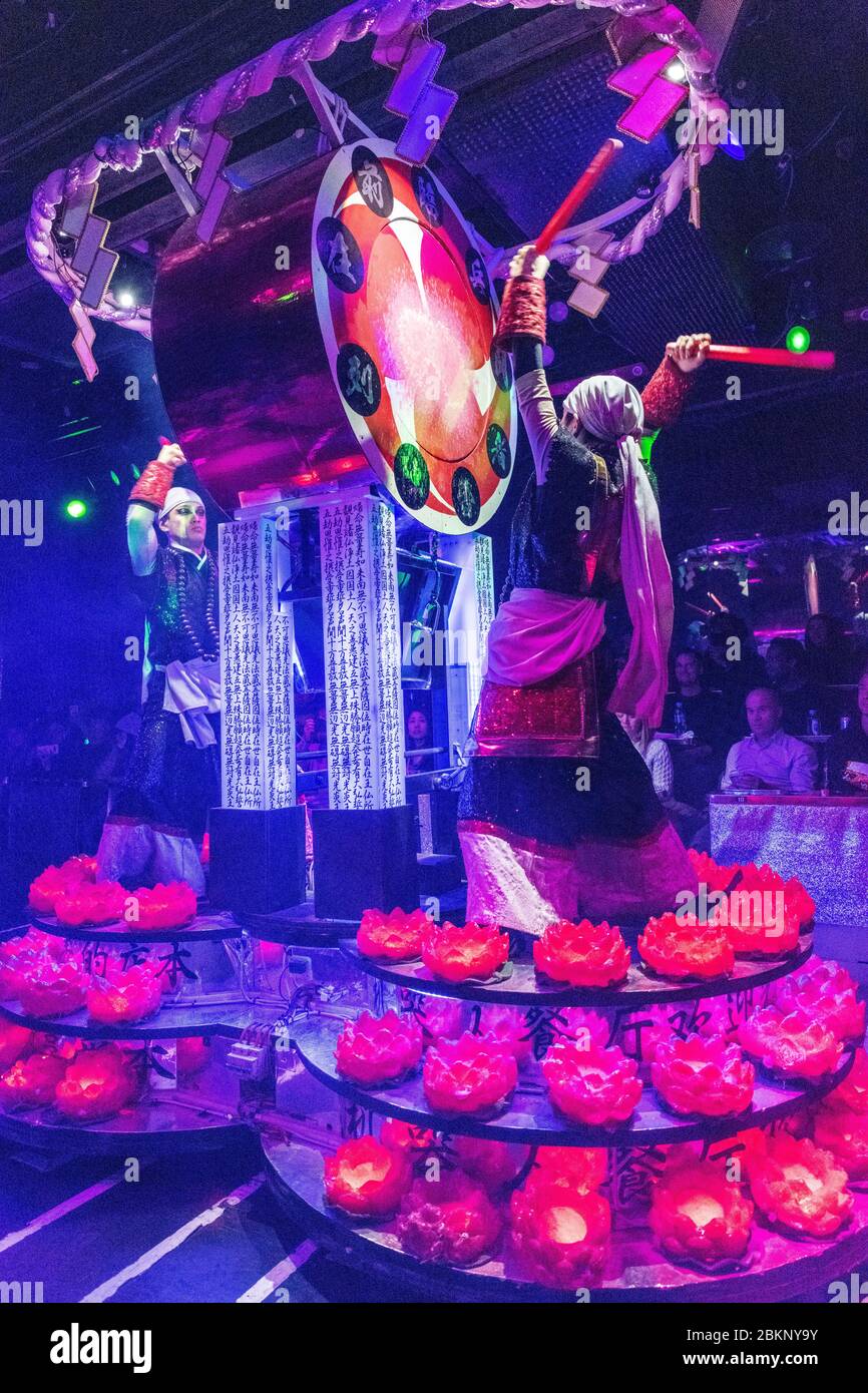 Restaurant stage hi-res stock photography and images - Alamy