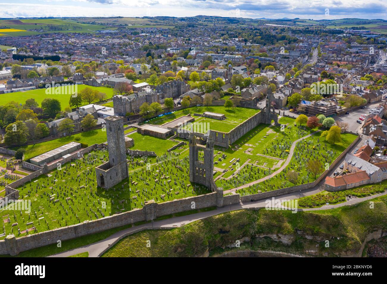 Elevated view st andrews scotland hi-res stock photography and images ...
