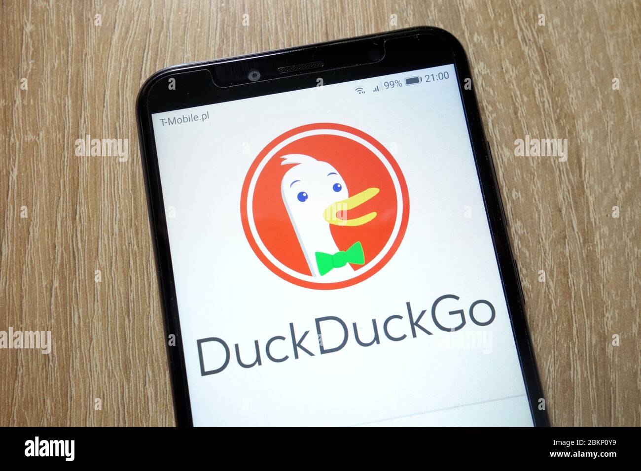 Duck duck go search hi-res stock photography and images - Alamy