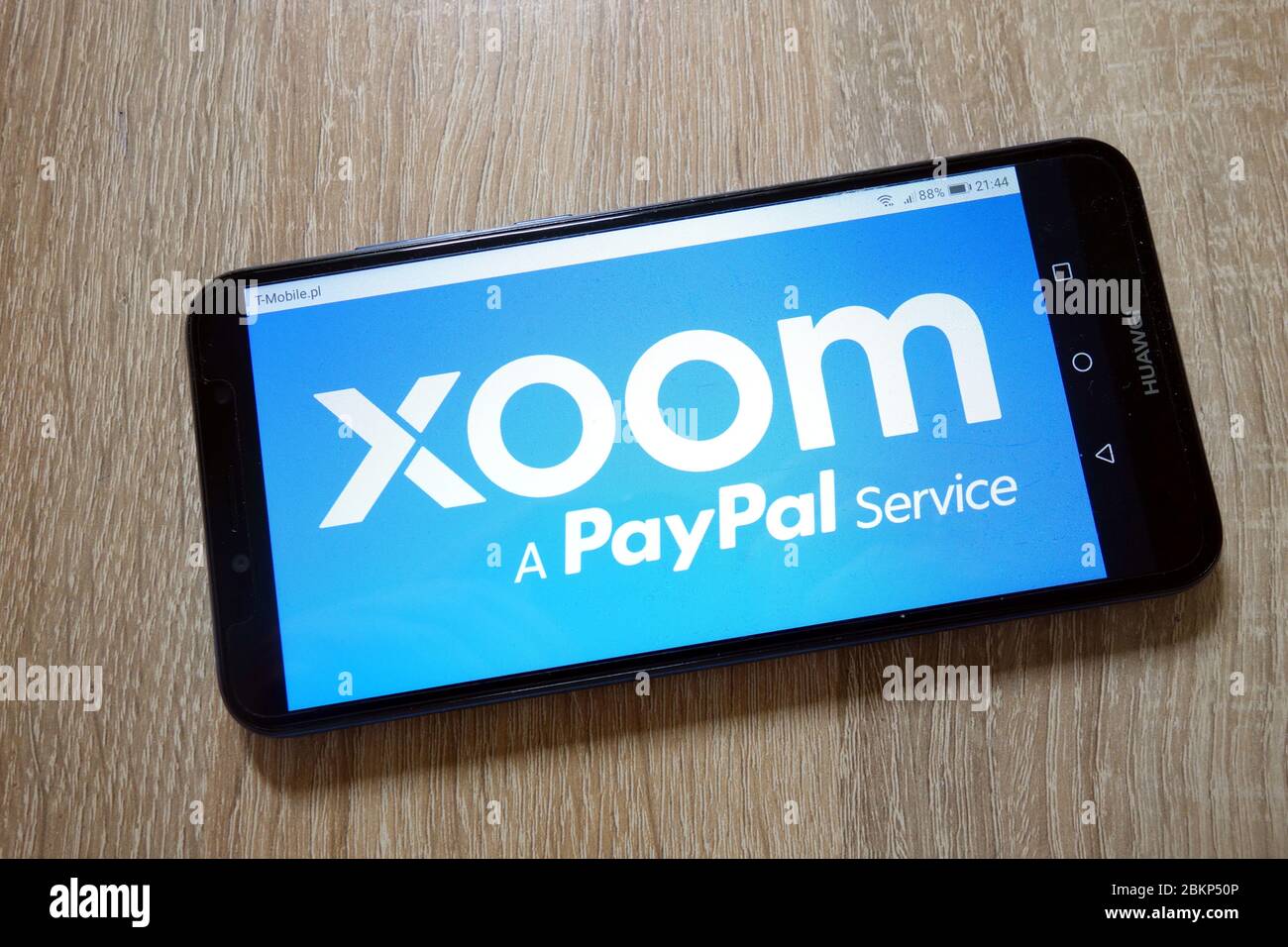 Xoom Money Transfer Logo