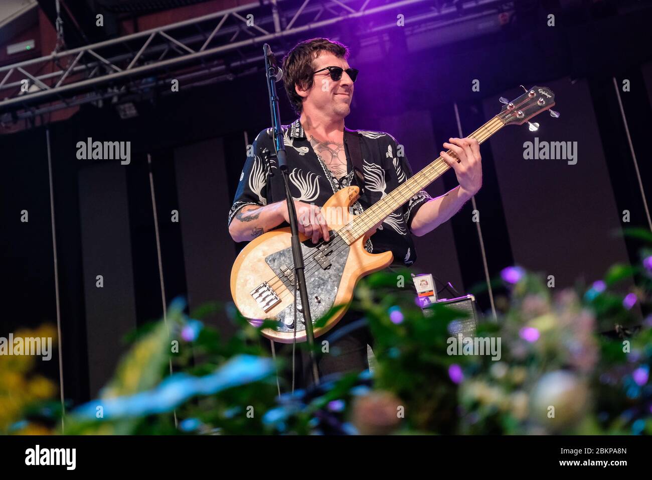 Toploader hi-res stock photography and images - Alamy