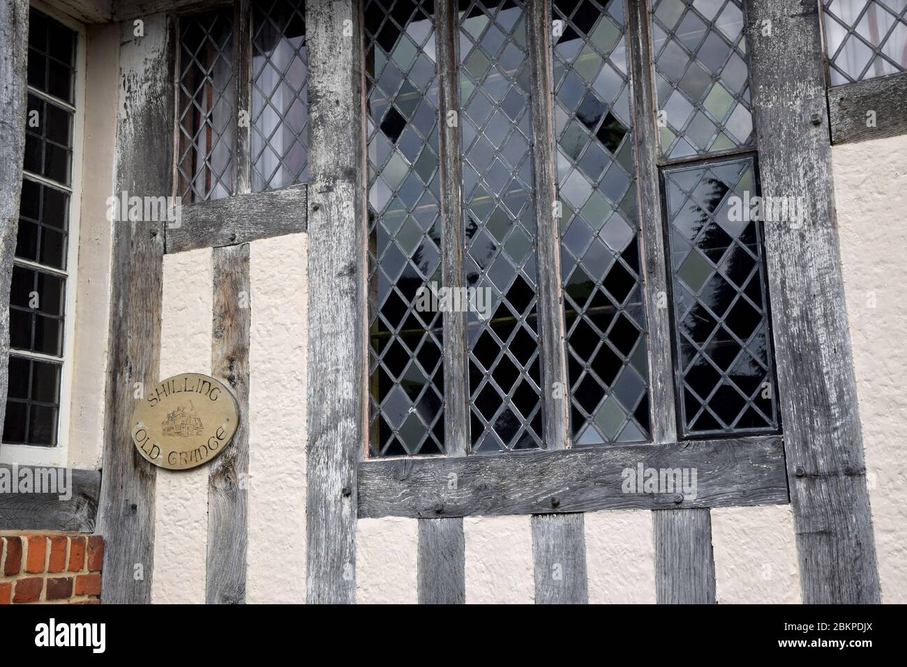 Shilling sign hi-res stock photography and images - Alamy