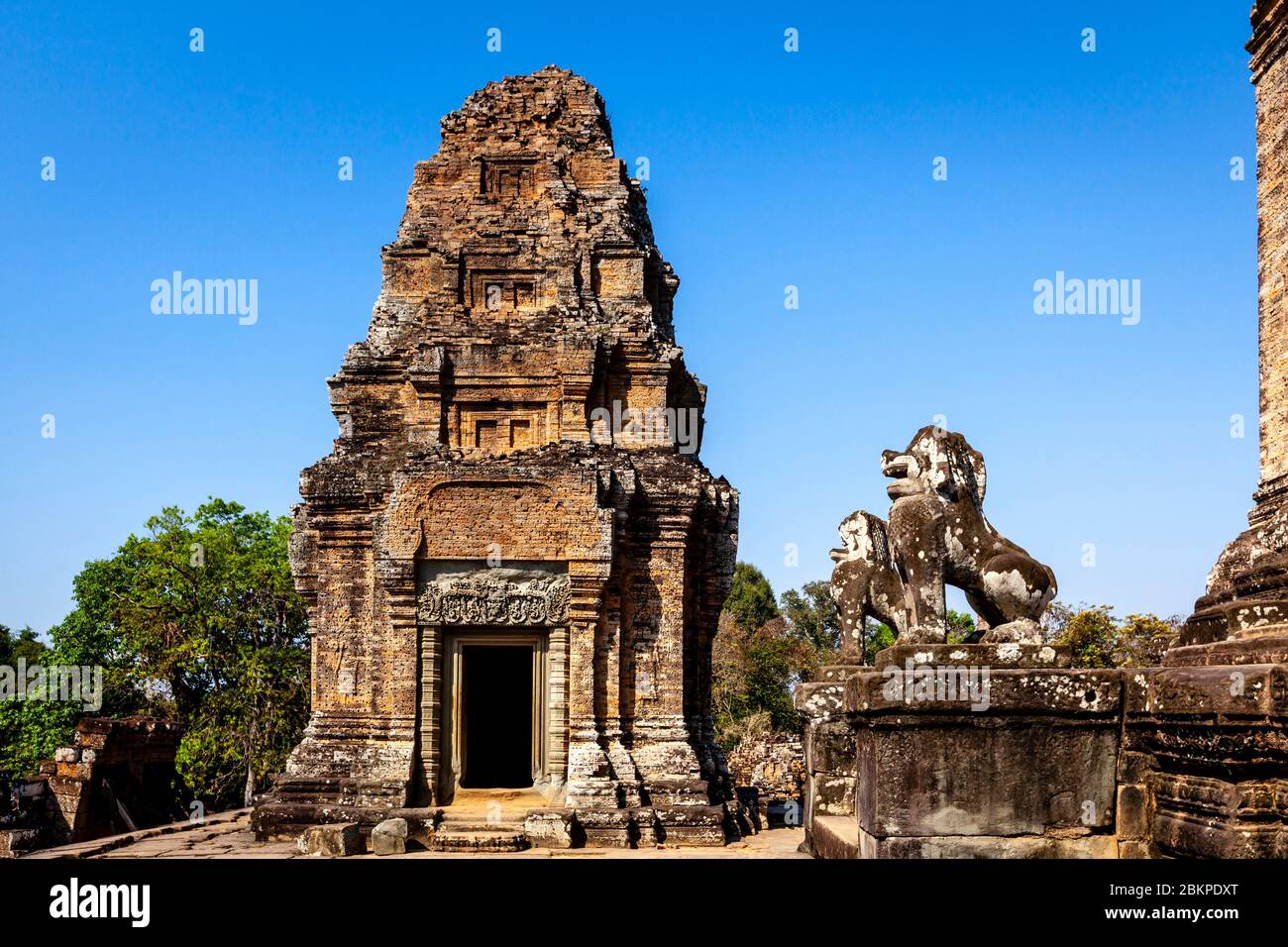 East Mebon Temple, Angkor Wat Temple Complex, Siem Reap, Cambodia Stock ...
