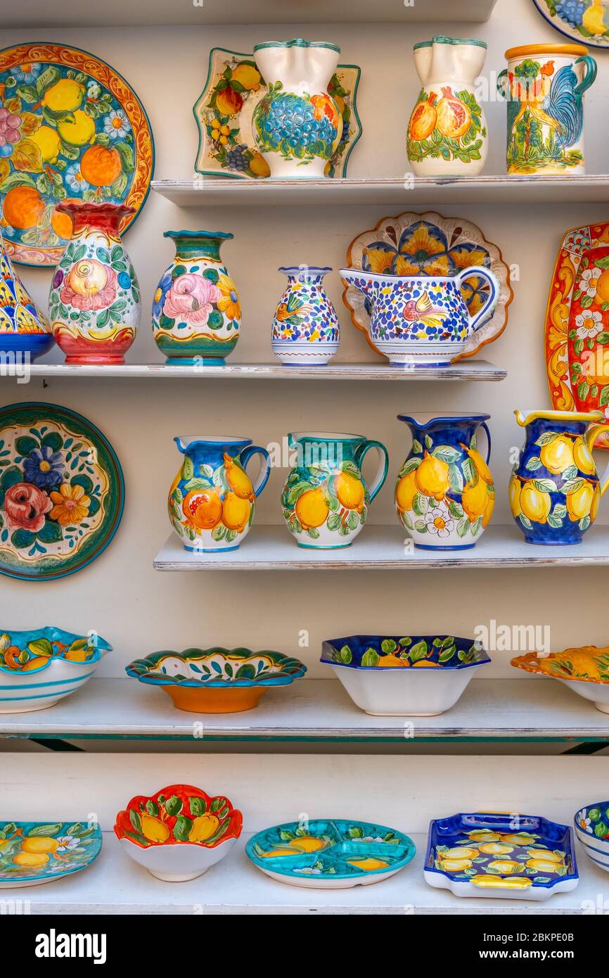 Positano pottery ceramics ceramic hi-res stock photography and images ...