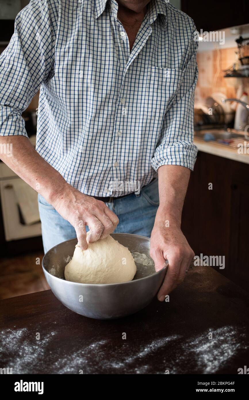 Male hands preparing pasta hi-res stock photography and images - Alamy