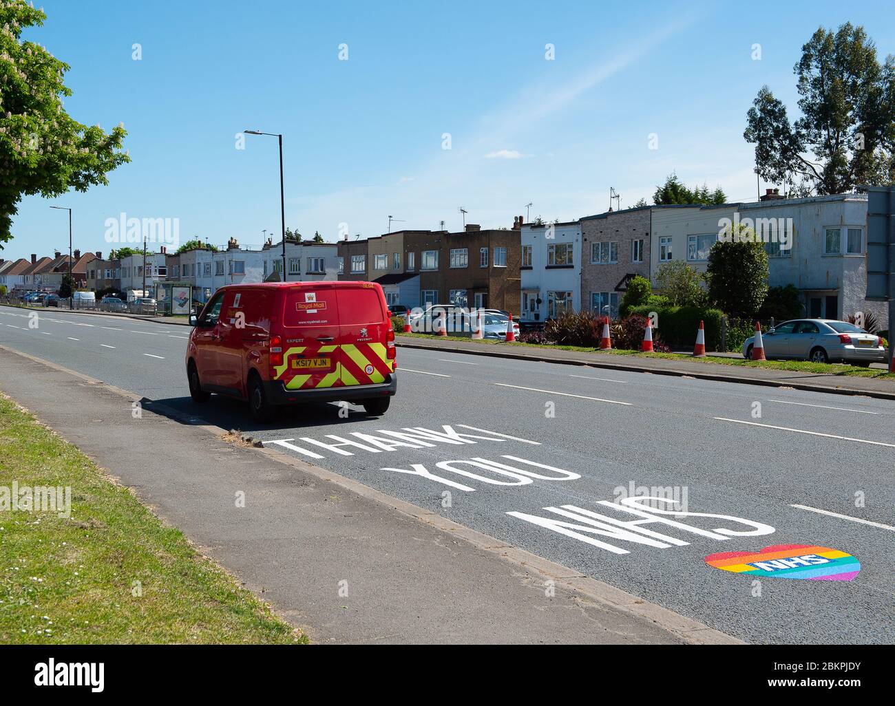 Slough, Berkshire, UK. 5th April, 2020. Newly painted road markings ...