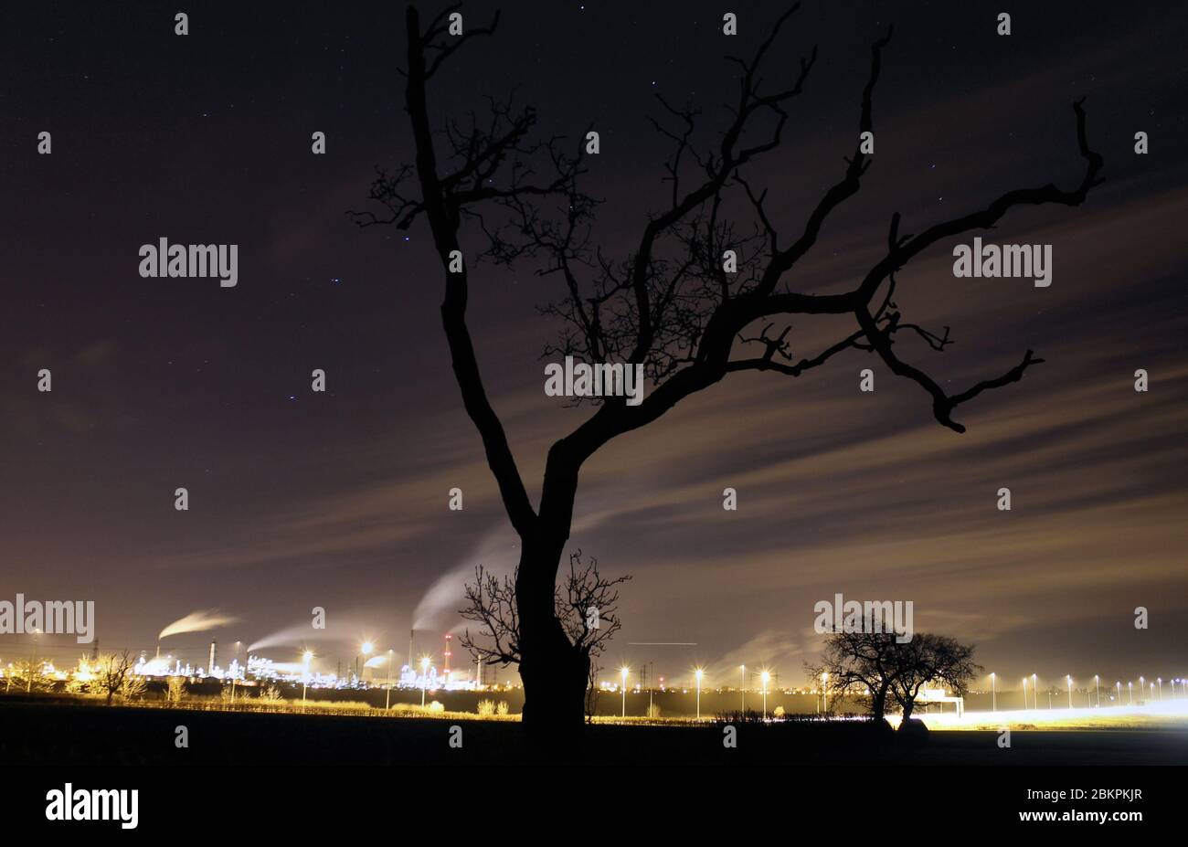 Constellation Ursa Major above an illuminated Stanlow Oil Refinery ... Constellation Ursa Major above an illuminated Stanlow Oil Refinery ...