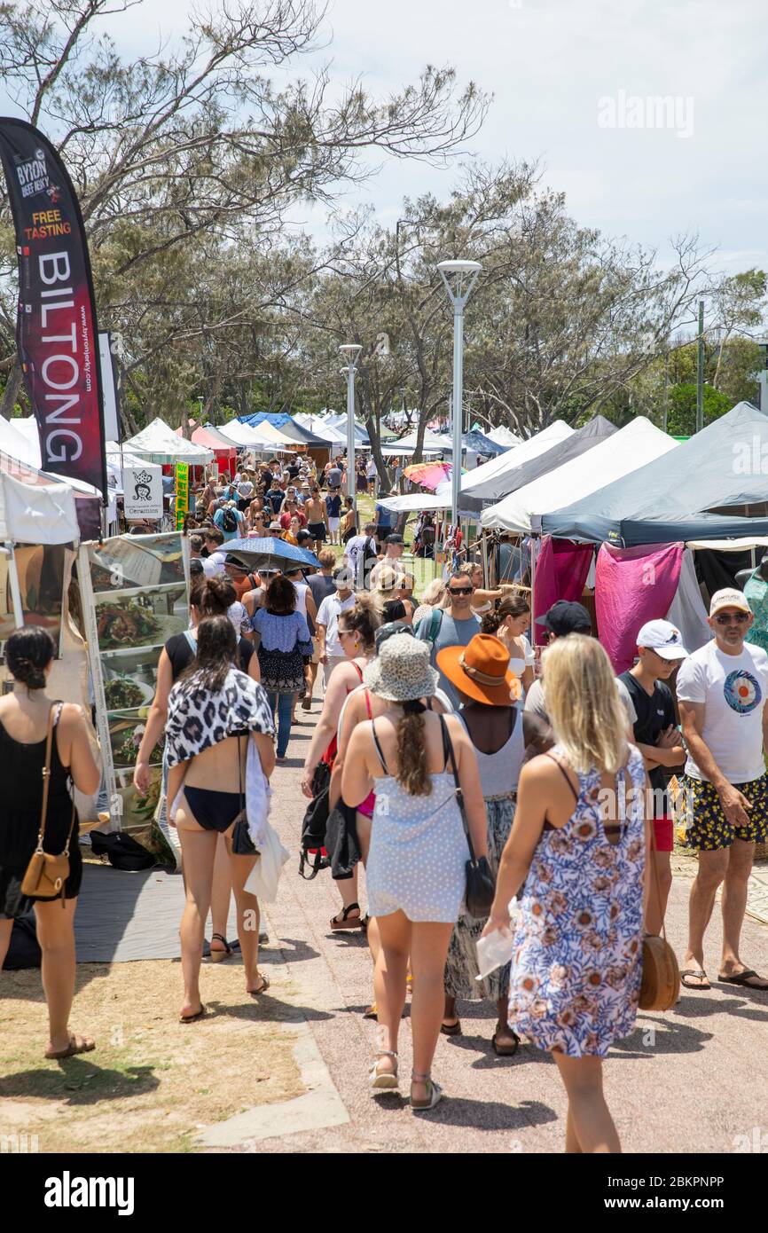 Byron Bay market day, stallholders at the local markets during the busy ...