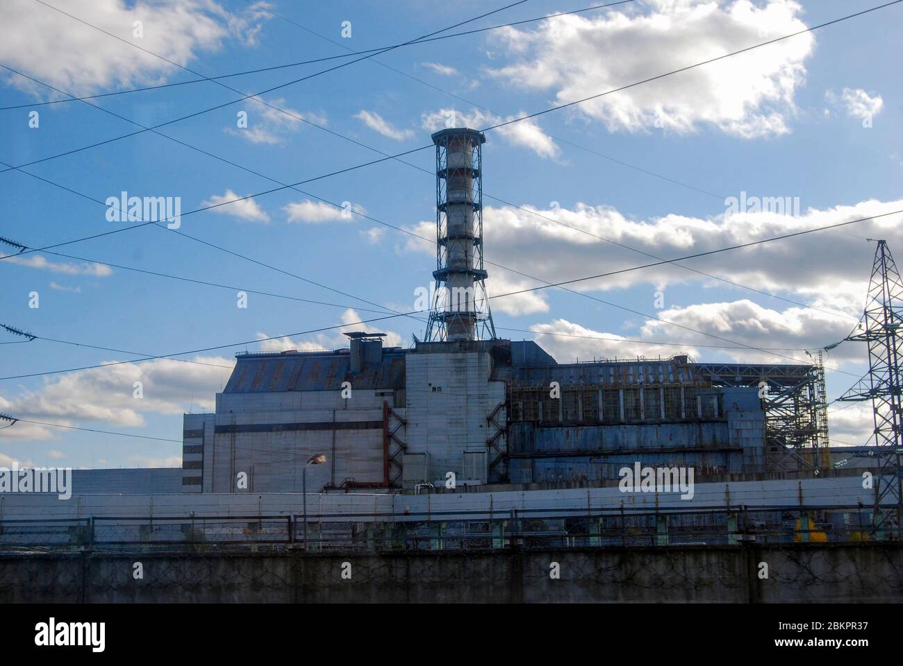 The Number 4 reactor at the Chernobyl nuclear plant that exploded on ...