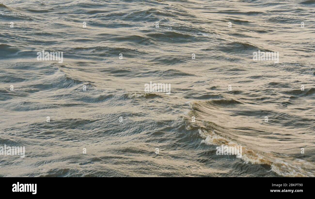 Water moving back to the ocean hi-res stock photography and images - Alamy